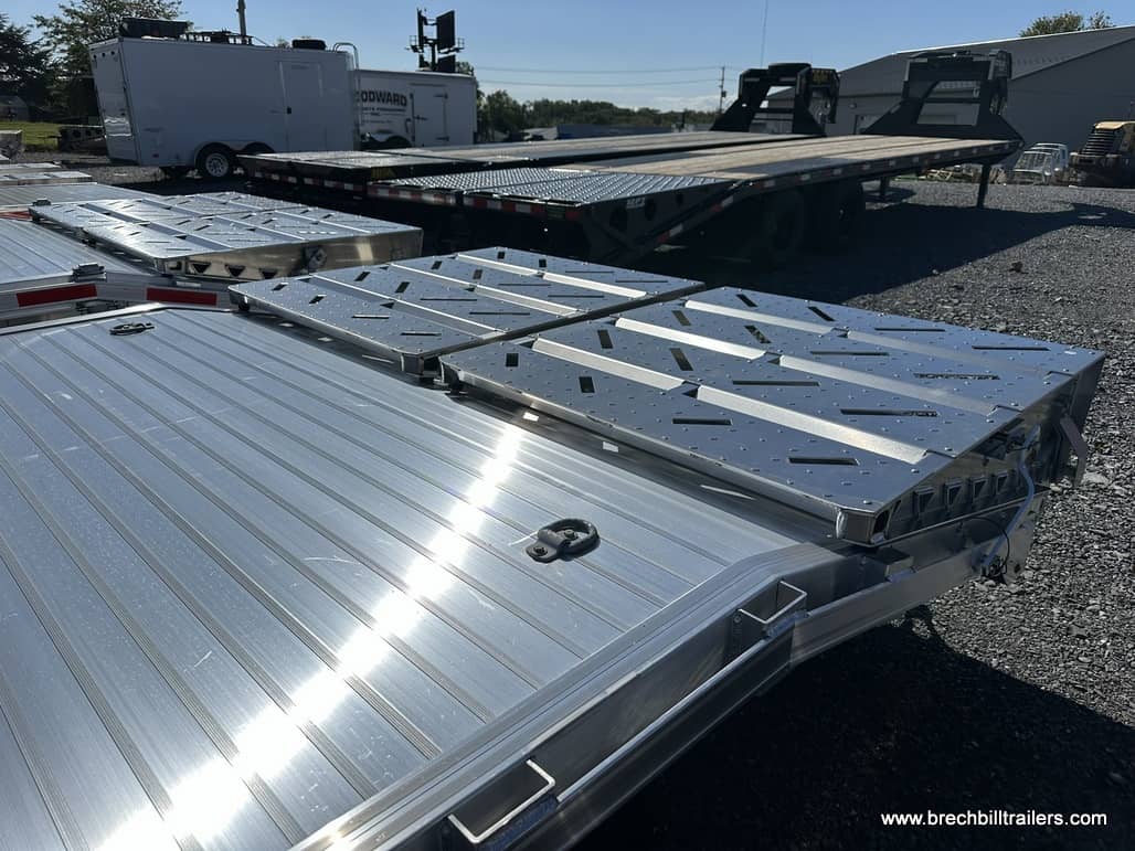 EBY 20ft High Load Capacity Equipment Deckover Trailer: 10K GVWR