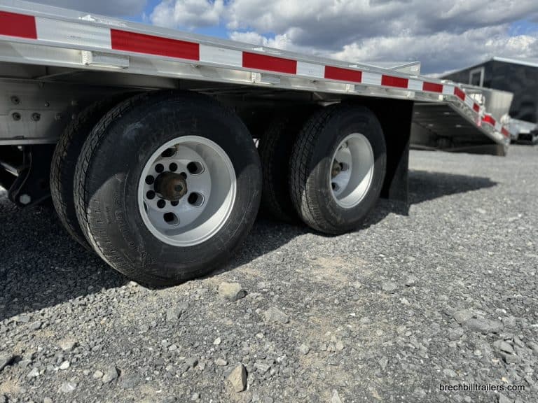 EBY 25K Deck-Over Gooseneck Equipment Trailer 30ft X 102in