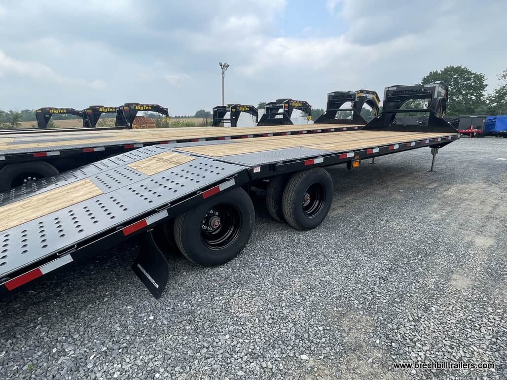 Southland 30K Tandem Dual Gooseneck Trailer 32ft, Disc Brakes