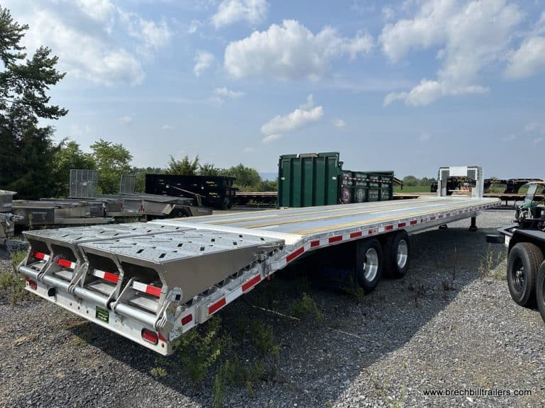 EBY 26K Deck-Over Gooseneck Trailer 40ft With Mega Ramps