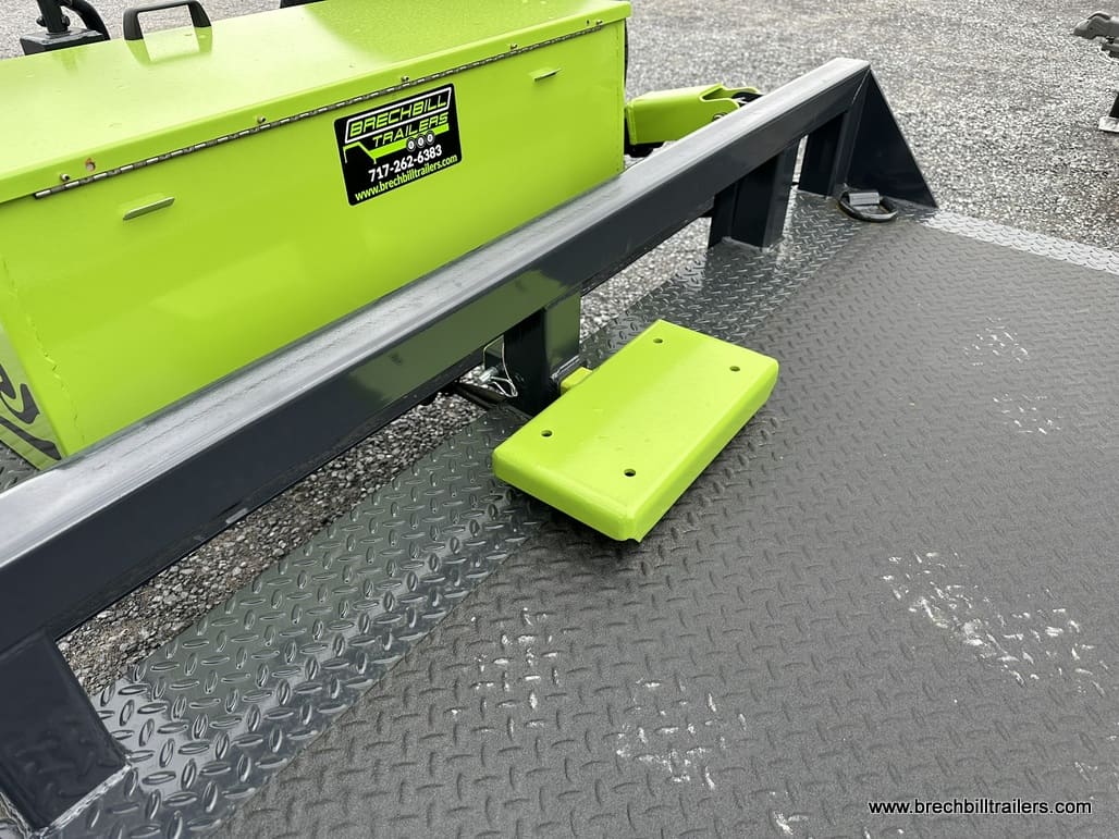 FlatTrak FCH8018 7×18 Lay Flat 14K Equipment Hauler Trailer