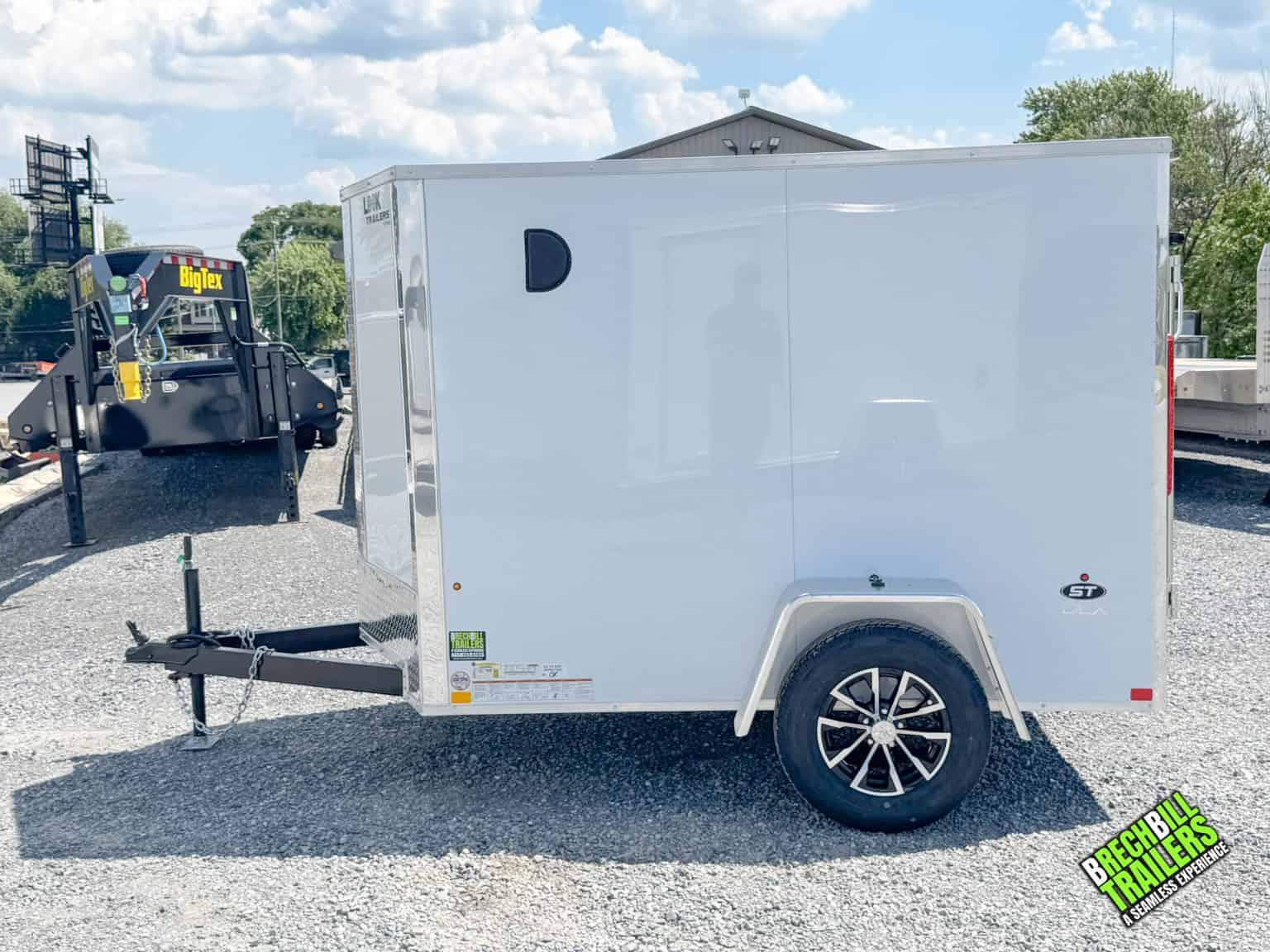Look ST DLX 5x8 Enclosed Trailer | Composite Side | White