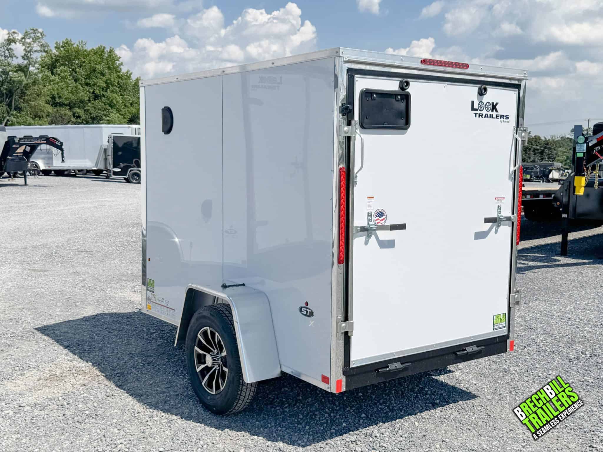 Look ST DLX 5x8 Enclosed Trailer | Composite Side | White