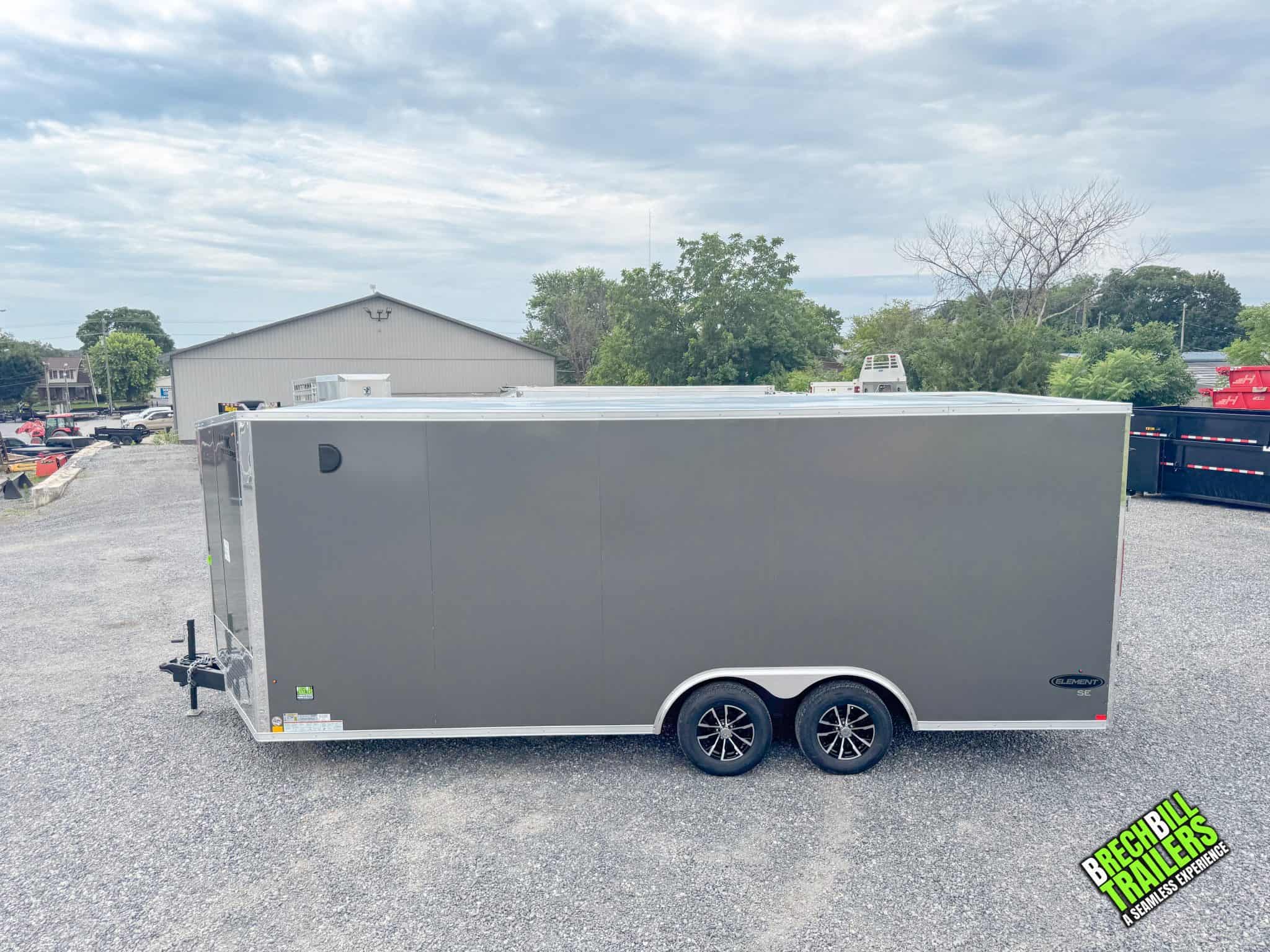 Look Element SE Flat Top Sloped V-Nose Trailer 8.5x20
