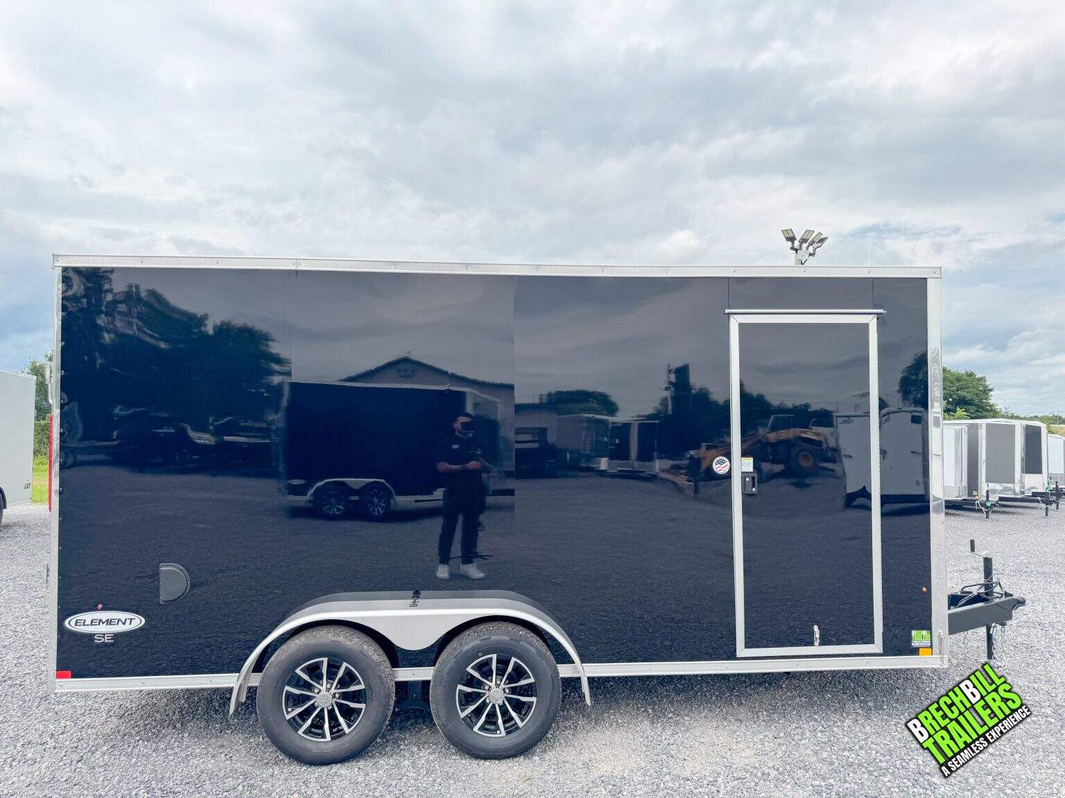 Look Element SE 7x16 Enclosed Trailer | Composite Sides