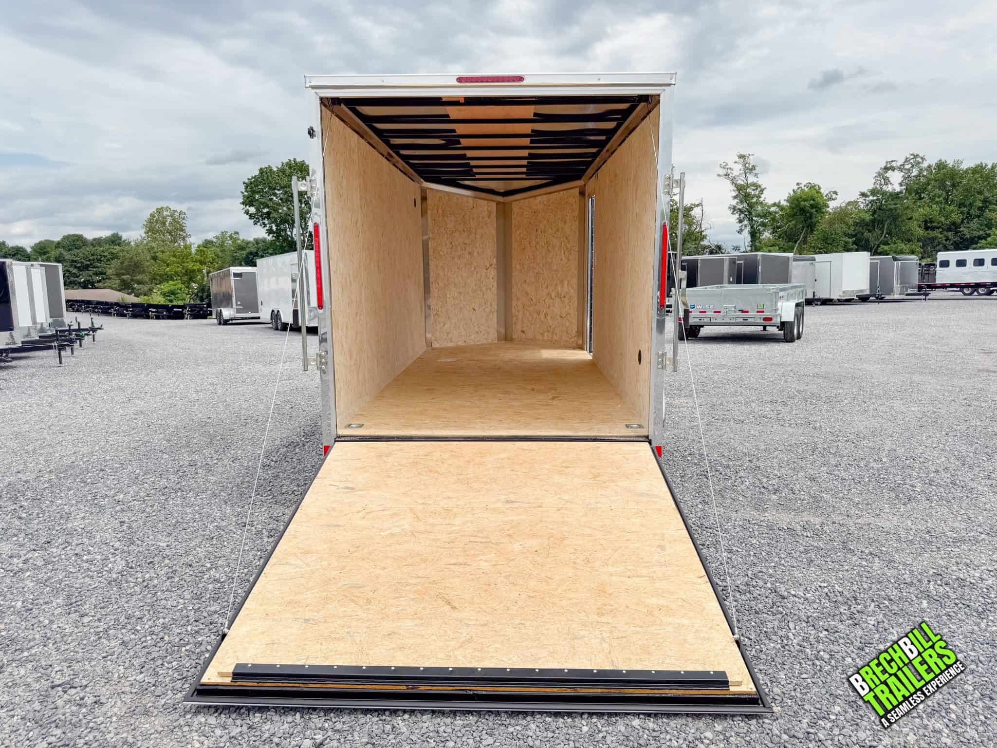 Look Element SE 7x16 Enclosed Trailer | Composite Sides
