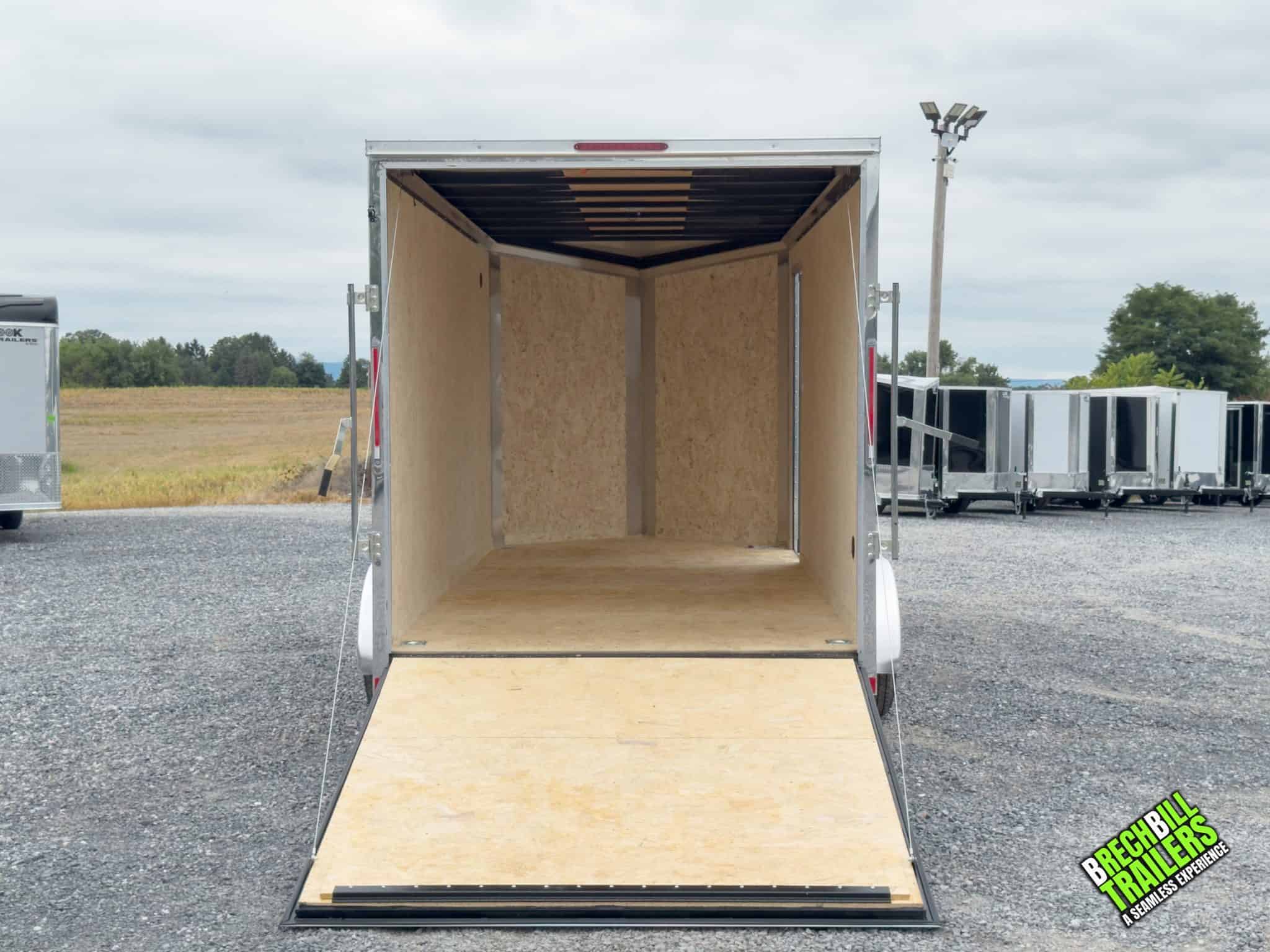 Look Element SE 7x16 Enclosed Trailer | Charcoal Composite