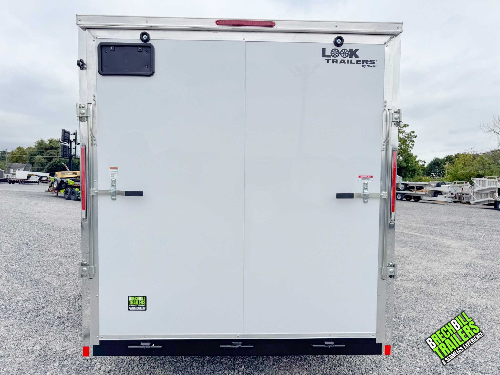 Look Element SE 7x16 Enclosed Trailer | White Composite