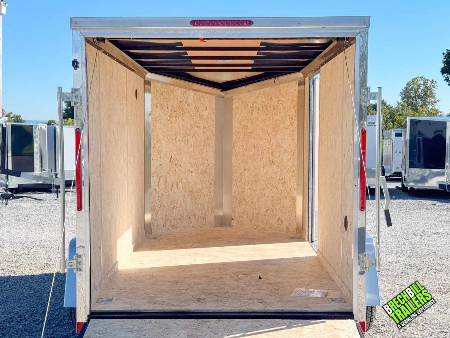 6x10 White Enclosed Trailer – Look Element SE 2990 GVWR