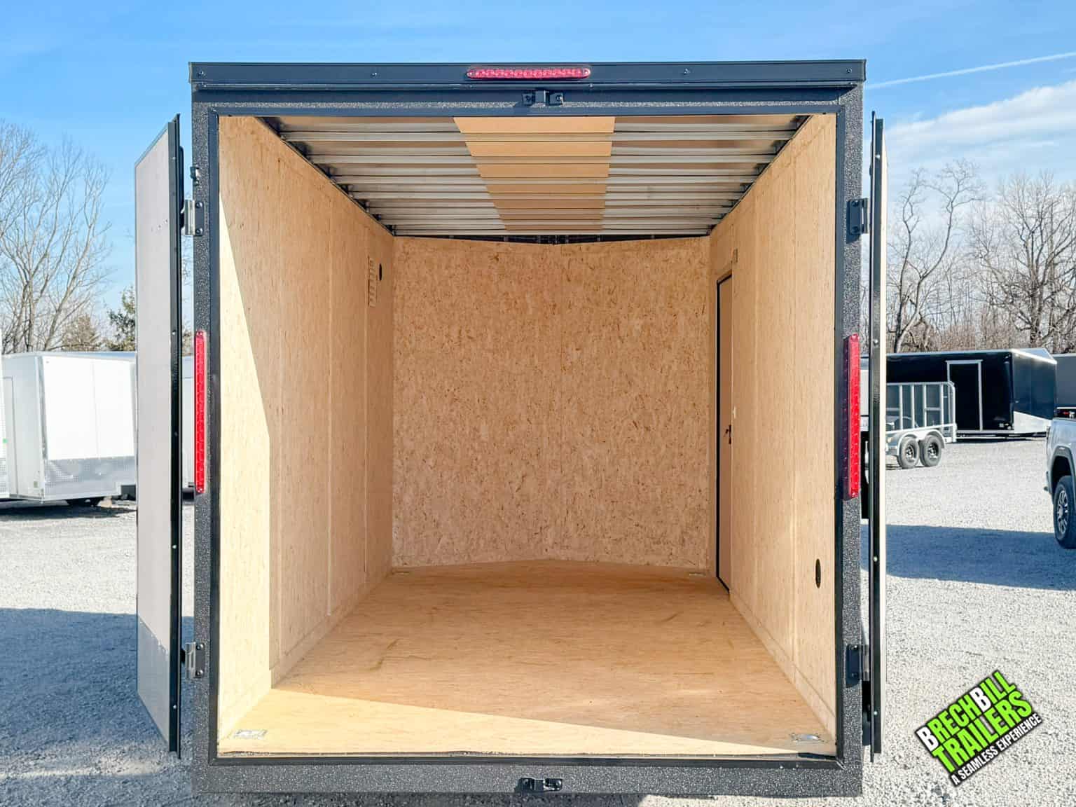 Look ST DLX 7x16 Enclosed Trailer | White Composite Sides
