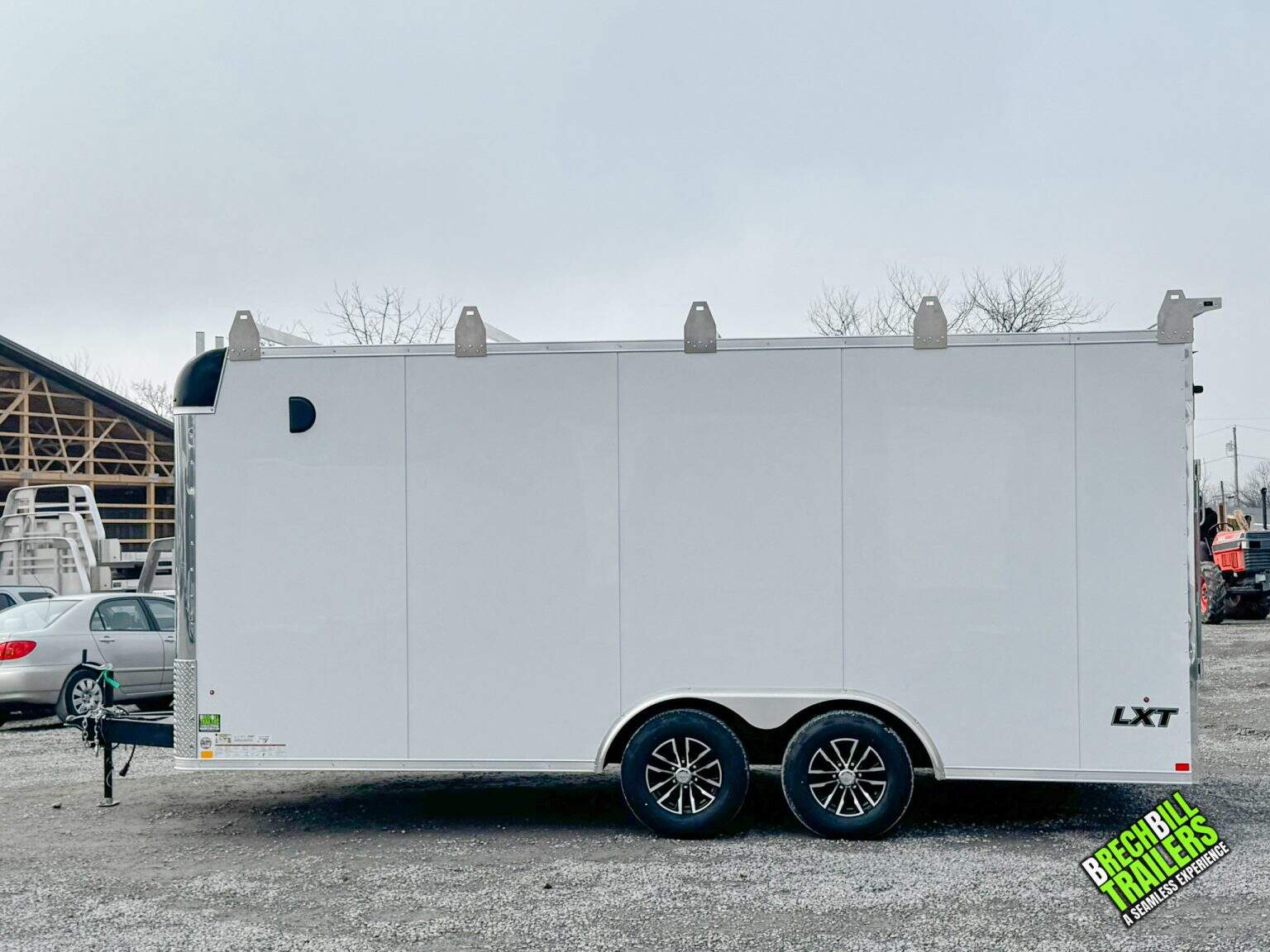 Look LXT Enclosed Bullnose Contractor Trailer 8.5x18 (K-XTB10218-100)